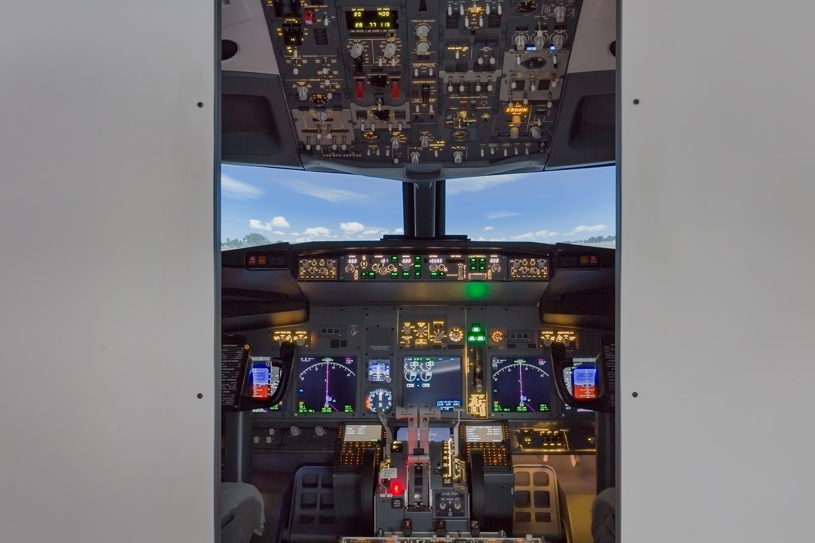 Innovative Flight Training Devices for Pilot/Crew Training